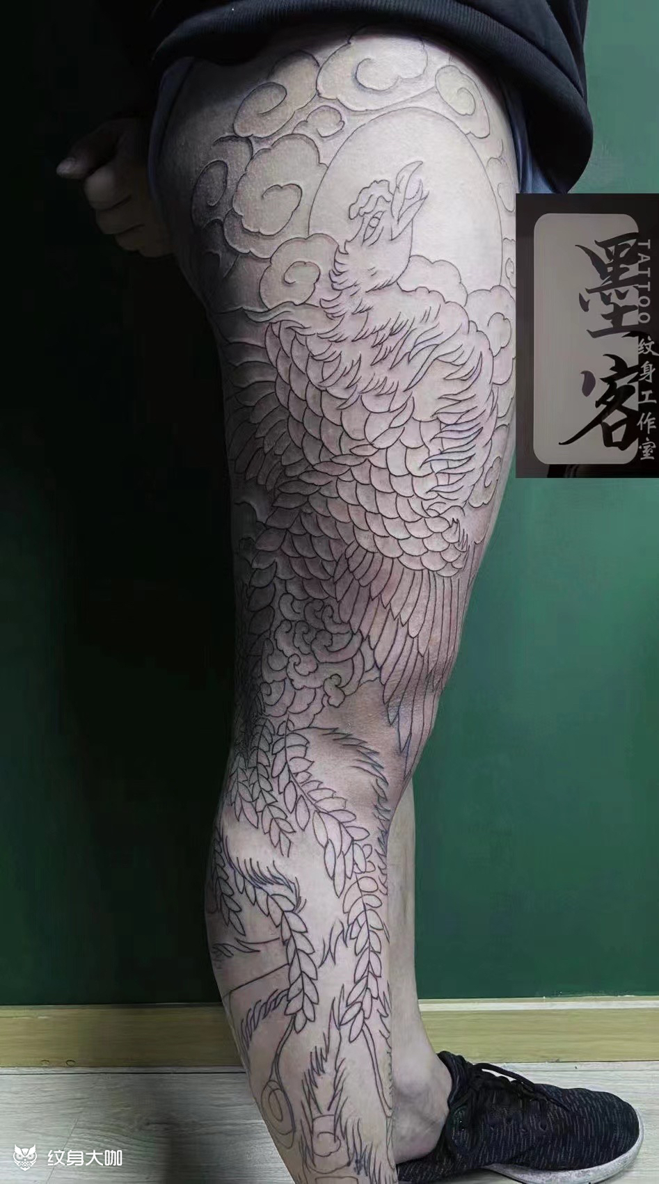 凤凰花腿线条纹身吧社区 纹身大咖